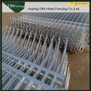 China Anti Climb Galvanized Steel Picket Fence PVC Coated Surface For Warehouses for sale