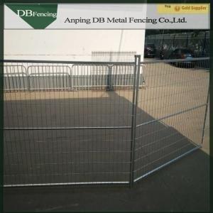 China Portable Mobile Metal Canada Temporary Fence For Outdoor Events / Parking Lots for sale