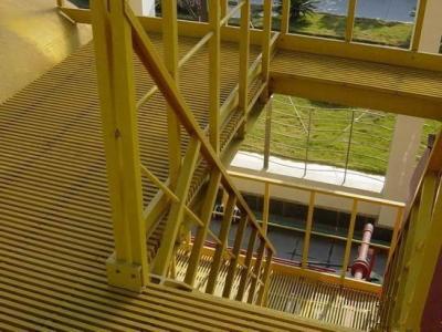 China High Impact FRP Grating Stair Treads In Petrochemical Industry Textile Printing for sale
