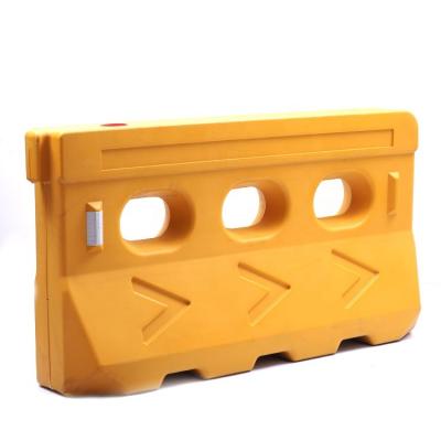 China Sun - Proof Plastic Water Filled Barriers 1470mm L X 780mm W Three Holes for sale