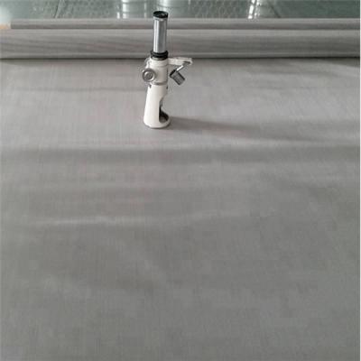 China Wear Resistant Plain Weave 1.8mm SS316l Netting Mesh for sale