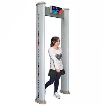 China Walk through Metal Detector with waterproof , IP 65 and patented appearance VO-1000A for sale