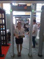 China VO-1000 Walk Through Portable Metal Detector / Door Frame Metal Detector with Built-in Bbattery for sale