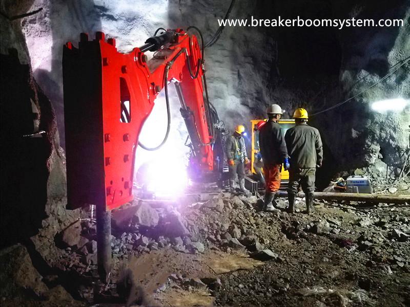 rockbreaker booms