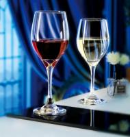 China Logo Drinking Glass Set Clear With Smooth Rim Suitable For Restaurants Bars Hotels Cafes Durable And Functional Design for sale