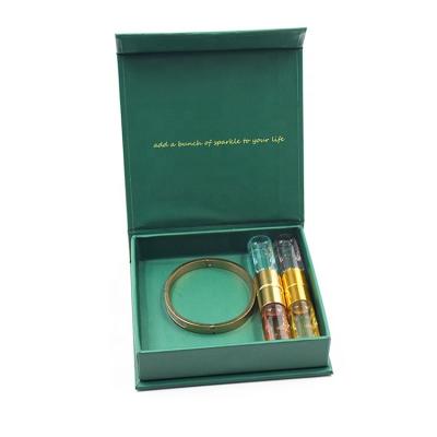China Magnetic Closure Luxury Cosmetic Packaging Boxes Custom Logo for sale