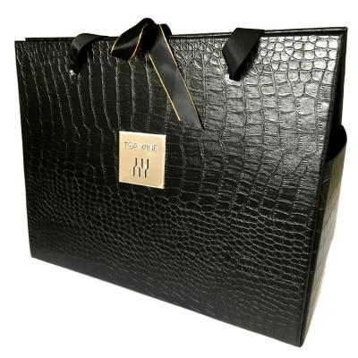 China Custom Logo Leather Gift Box Gift Black 2 Folding Wine Box for sale