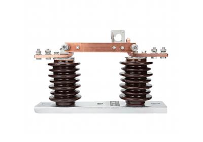 China Pole Mounted Disconnector Switch High Voltage For 10kV And 35kV Overhead Power Lines for sale