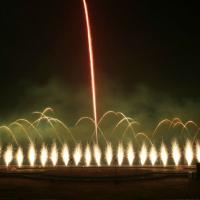 China Large UN0336 Cake 100 Shot 1.4G Consumer Fireworks for Events and Holidays for sale