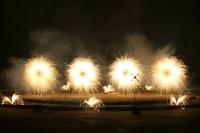 China Professional Outdoor 7 Inch Display Shell Fireworks for Religious Events 2 to 8 Inch for sale