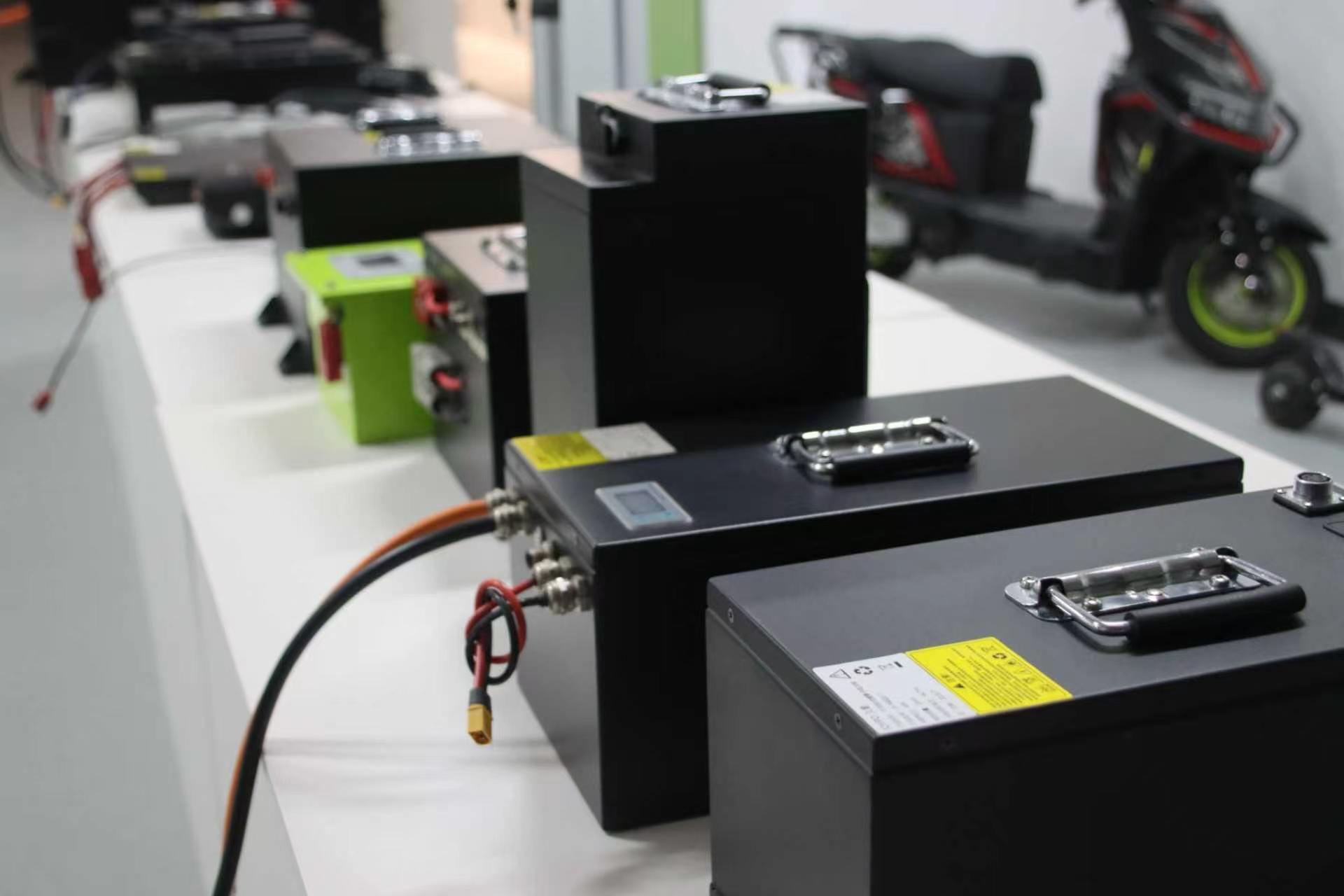 Power supply for two-wheelers, three-wheelers, and yachts