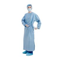 China Disposable Non Woven Surgical Gown 115x127cm S AAMI Level 3 Blood Resistant Sterile for sale