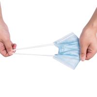 China 99 PFE Non Woven Medical Mask Triple Layer Surgical Mask 17.5x9.5cm Adult Size for sale