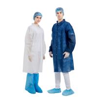China 80gsm Doctor Lab Coats , Disposable Polypropylene Lab Coat With Buttons for sale