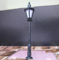 China classic courtyard lamp---model lamp pole,HO model train layout pole,1:87 light,classical yard lamppost，copper lamppost for sale