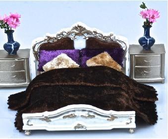 China 1:25European style bed--scale model bed ,model furnitures, architectural model materials for sale