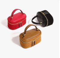 China Ladies Genuine Leather Cosmetic Cases Luxury Custom Design Toiletry Beauty Bags for sale