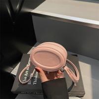 China Fashionable Oval Pu Leather Women Crossbody Bag Custom Logo Travel Lipstick Case for sale