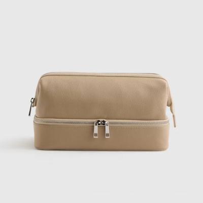 China Women Travel Leather Cosmetic Cases Water Resistant Dual Compartment Leather Makeup Box for sale