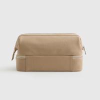 China Women Travel Leather Cosmetic Cases Water Resistant Dual Compartment Leather Makeup Box for sale