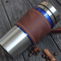 China Personalized Leather Pint Glass Sleeve Eco Friendly Beer Leather Drink Sleeve for sale