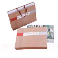 China Custom Printed Decorative Paper Favor Bags Color Box With Handle Rope For Sale for sale