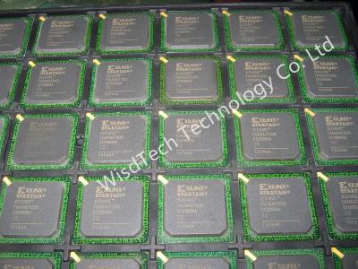 China XC2S400E  Platform Flash In-System Programmable  Gate Array (FPGA) IC Configuration PROMS for sale