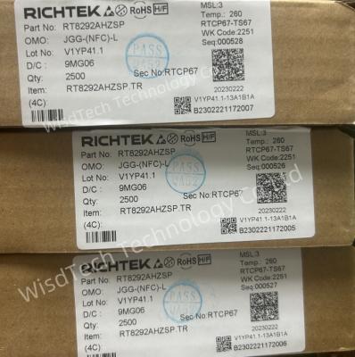 China RT8292AHZSP Linear Voltage Regulator IC Positive Adjustable 1 Output 3A 8-SOP-EP for sale