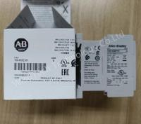 China 100-K09*01 miniature contactor 9 AMP 3 Pole IEC rated, with an AC rated coil for sale