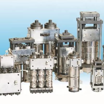 China 42CrMo Mirror Polish Die Head for Blow Molding Machine 8 Year Life 170mm Die Diameter for sale