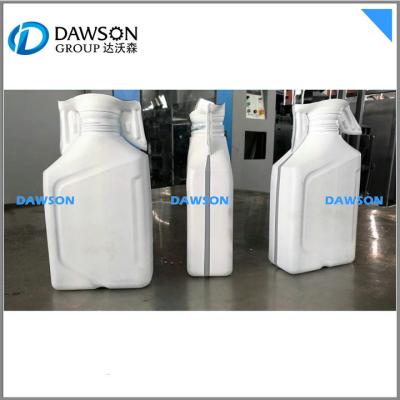 China 2L P20 Auto Deflashing Blow Molding Mould for Motor Oil Bottles with 30-40 Day Lead Time for sale