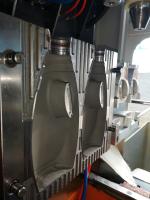 China HDPE Detergent Bottle Blow Mold with 2 Million Shot Guarantee and 30-40 Day Delivery for sale