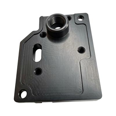 China Elongated Mounting Slot Precision CNC Machined Threaded Port Mounting Plate for sale