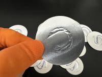 China Apple Peel Lift Tab Liner for Daily Chemical Packaging | Custom Bottle Seal Liner Manufacturer Custom apple peel lift tab liner for plastic bottles, PET bottles, cosmetic and daily chemical packaging. for sale