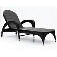 China Mail packing N Outdoor Resort Durable Beach Hotel Swimming Pool Curved Sun Lounger with Wheels Modern for sale