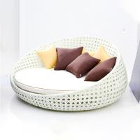 China Outdoor Rattan Round Bed with Fixed Design and Strong Aluminum Construction for sale