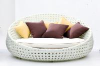 China Outdoor Rattan Round Bed with Fixed Design and Strong Aluminum Construction for sale