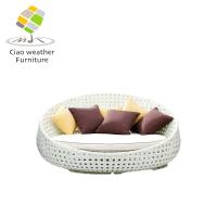 China Outdoor Rattan Round Bed with Fixed Design and Strong Aluminum Construction for sale