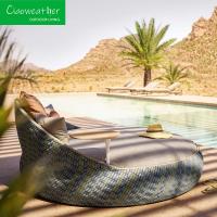 China Customized Color Sun Lounger Round Lounger Waterproof Beach Chair Garden Daybed Sets Furniture Outdoor Bed with Table for sale