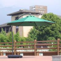 China Uplion Popular Outdoor Parasol Strong Cantilever Sun Garden Umbrella in Customized Color for sale