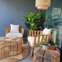 China Outdoor Patio Furniture Teak Wood Garden Chaise Lounge Sofa Set with Prices and Mail Packing N for sale