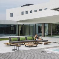 China Mail Packing N All Weather Outdoor Patio Furniture Rattan Garden Sofa Set with Aluminum Frame for sale
