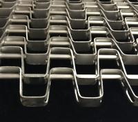 China Welded / Lock  Edge Stainless Steel Conveyor Chain Belt Large Open Area Easily Washed for sale