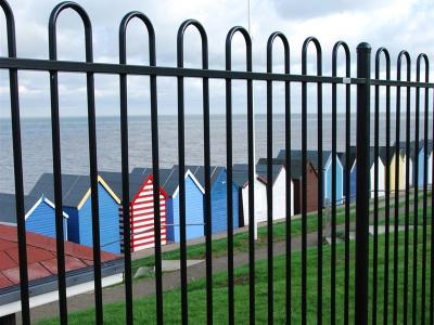 China Hairpin Heavy Duty Wire Mesh Fence Panels Hoop Top / Bow Top Railings Steel Materials for sale