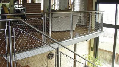 China Ferrule Flexible Cable Mesh Stainless Steel Rope 3D Structure For Spiral Staircase for sale