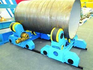 China Stepless Speed 5000mm Diameter Welding Rotator Machine Self Aligning for sale