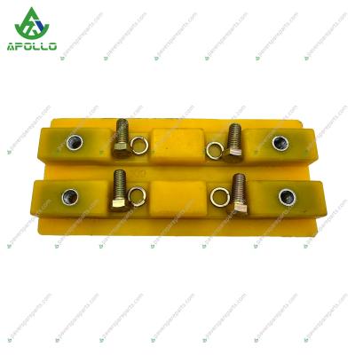 China APOLLO Poly Track Pad Track Shoe For Road Milling Machine W1900 W2000DC 2411111 2102696 for sale