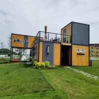 China Modular Summer House Prefabricated Container House for Seaside Resort Villa for sale