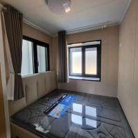 China Customizable Modular Prefabricated Container House for One Room Living for sale