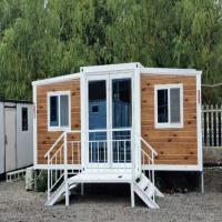 China 20ft 40ft Expandable Prefab Container House Modern Design for Office and Modular for sale